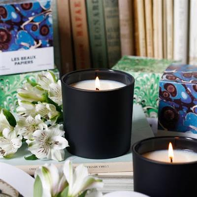 AROMAFLICK Candle Store